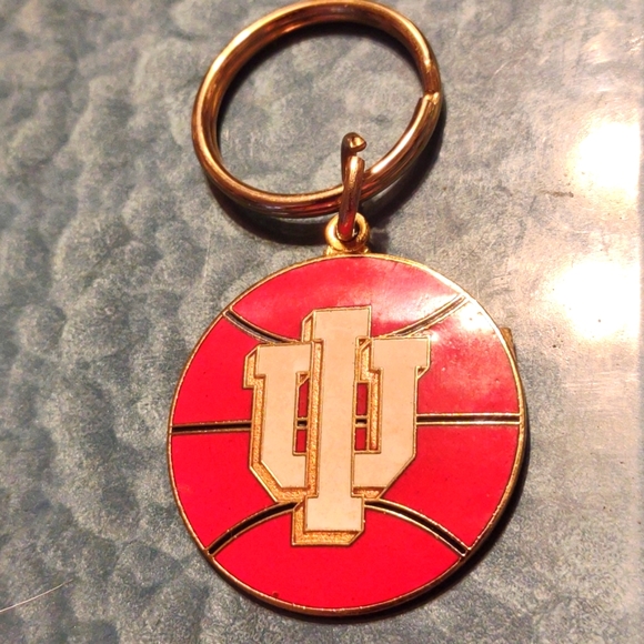 Vintage | Accessories | Indiana University Vintage Keychain | Poshmark